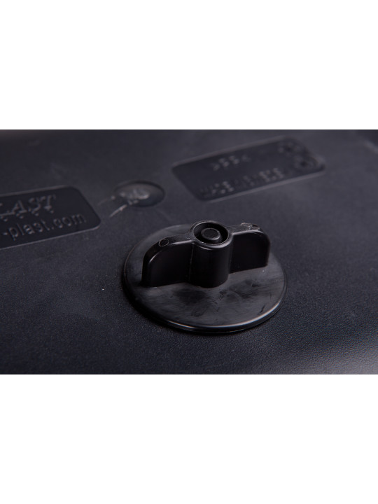 WALL MANGER WITH ANTI-SPILL BORDER & DRAIN, 15 L - €22.90 - Vplast