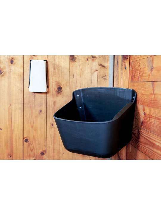 WALL MANGER WITH ANTI-SPILL BORDER & DRAIN, 15 L - €22.90 - Vplast